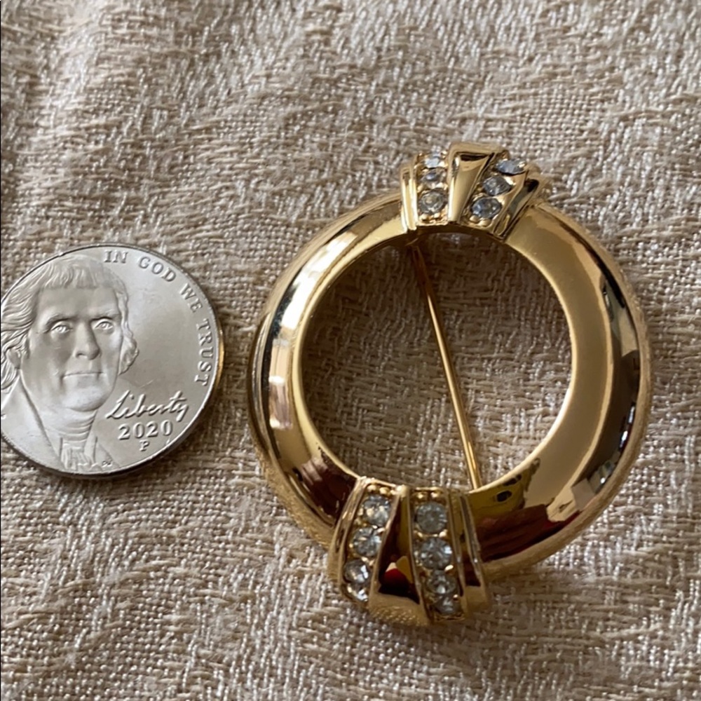 New Vintage Avon 100th Anniversary Gold Brooch Nos - Gem